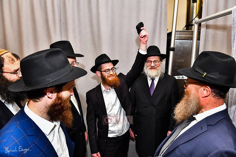 L’Chaim: Block - Saxon