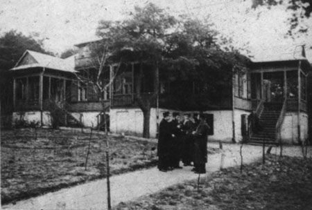 Today: Tomchei Temimim Founded