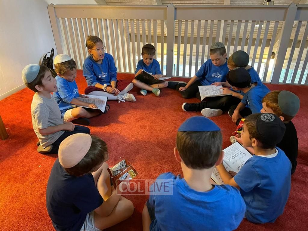 Anshei Women Provides a Warm, Connective Community