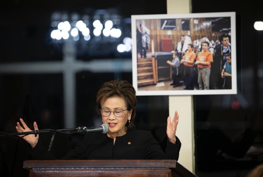 Emotional Shloshim for Rabbi Eli Schlanger Held in Bakersfield, CA